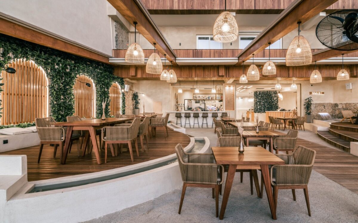 Makai Resto Bar - Alexandra Beach Resort